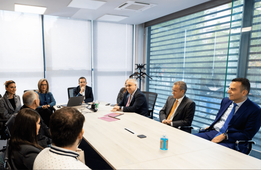 ΕΝΑ ΑΚΟΜΗ ΒΗΜΑ ΓΙΑ ΤΗΝ ΠΡΟΣΒΑΣΙΜΟΤΗΤΑ ΣΤΗΝ ΤΕΧΝΟΛΟΓΙΑ ΜΑΖΙ ΜΕ ALPHA ...